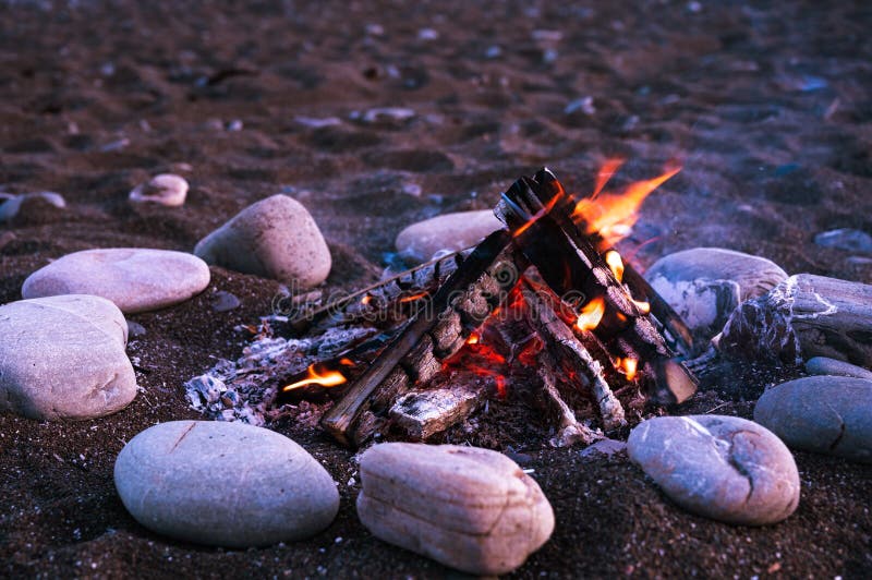 Campfire on the Sandy Beach Stock Photo - Image of ocean, smoke: 255745756
