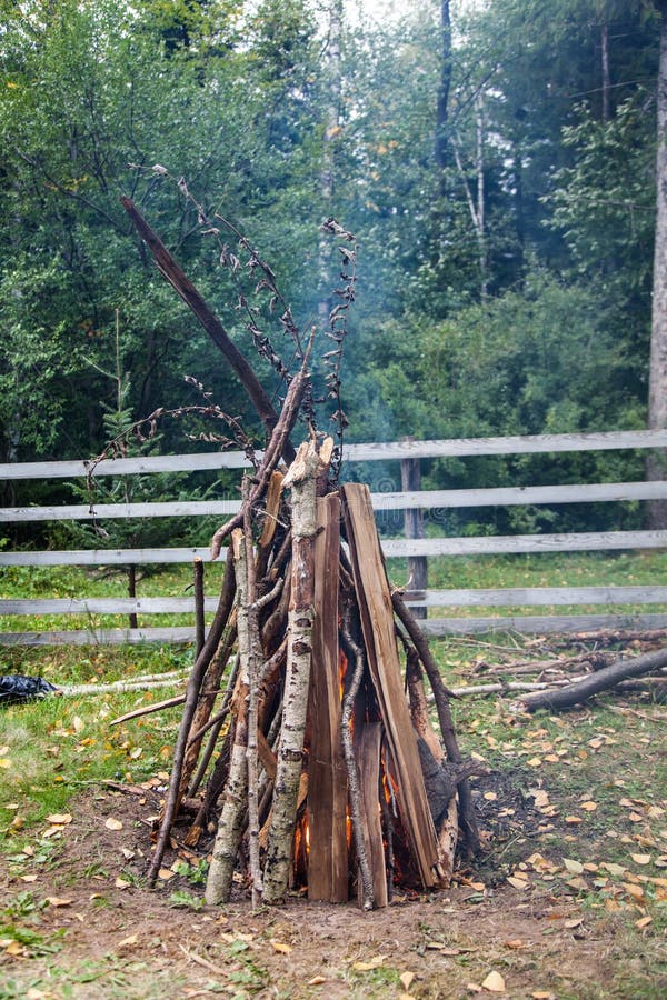 Campfire stock image. Image of burn, brick, construct - 33988111