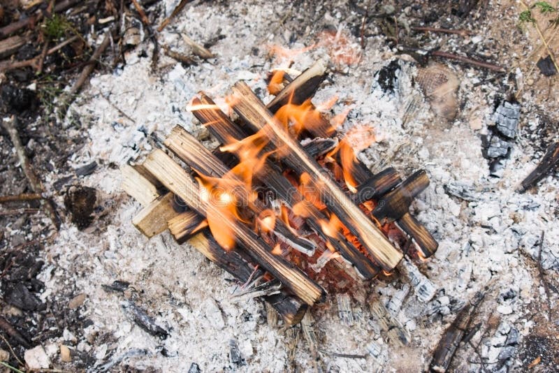 Camping bonfire on ash stock photo. Image of fireplace - 32368634
