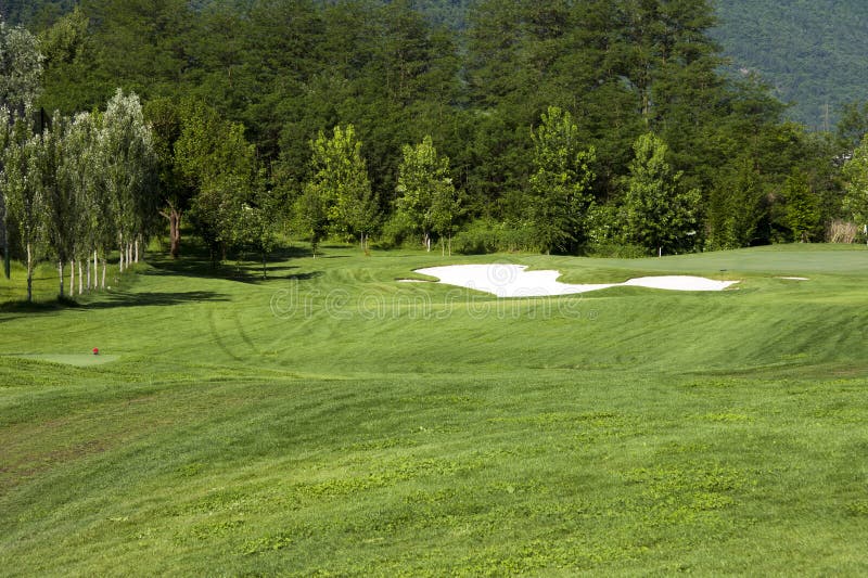 Panorama Del Campo Del Golf Foto de archivo - Imagen de carro, juego ...