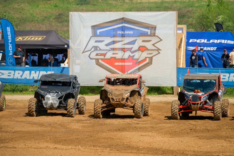 CAMPO 2018 DE RZR fotografía editorial. Imagen de motocicleta - 122446067
