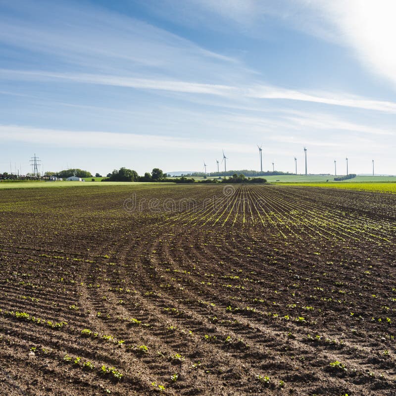 Campos arados imagen de archivo. Imagen de cultivado - 86941467