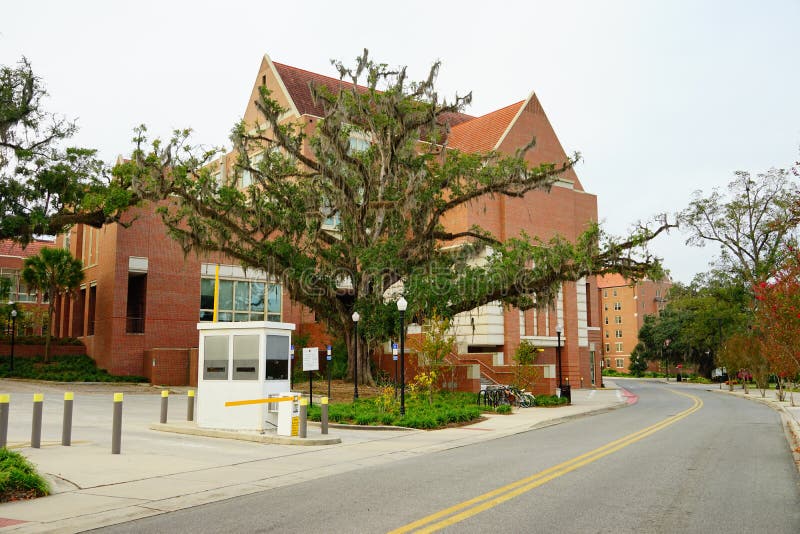 FSU campus landscape editorial stock photo. Image of green - 103739018