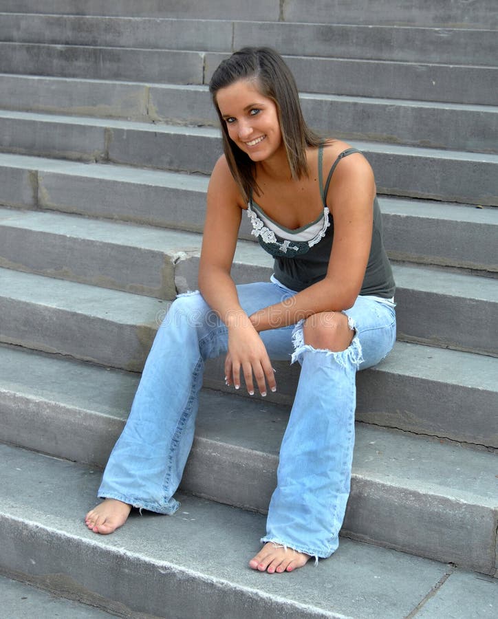 210 Barefoot High School Cheerleaders Stock Photos - Free & Royalty ...