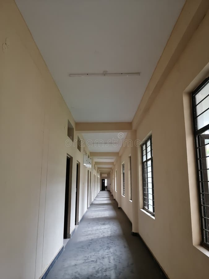 Campus Universitaire- Belle Vue De L'université Photo stock - Image du ...