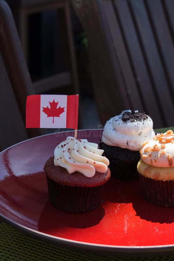 Canada day cupcakes stock photo. Image of closeup, crumble - 55085410