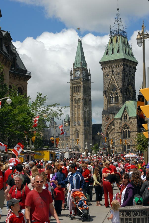 Canada Day in Ottawa editorial photography. Image of people - 14984567