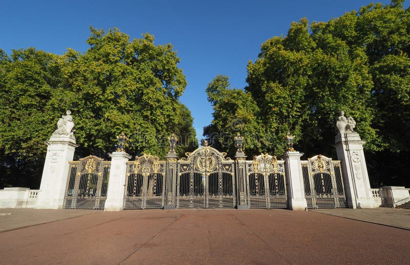 Canada gate in London stock image. Image of north, canadian - 295749923