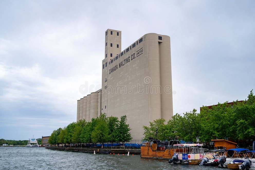 Canada Malting Silos is One of Two Remaining Silos in Toronto S ...