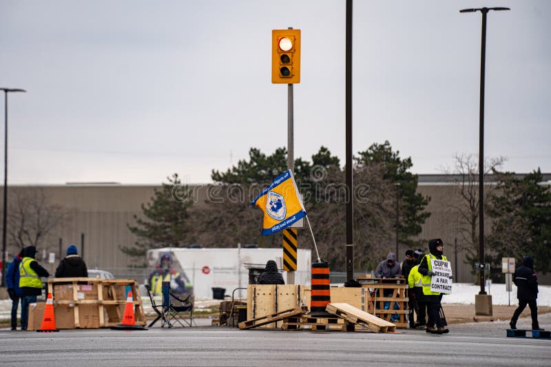 Canada Post and Canadian Union of Postal Workers Strike in Front of the ...