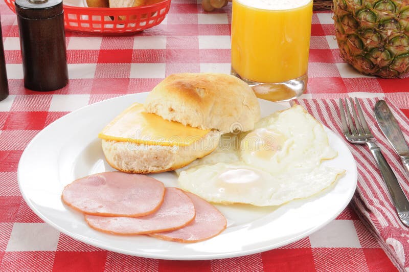 Canadian bacon breakfast stock photo. Image of pork, eggs - 25284528