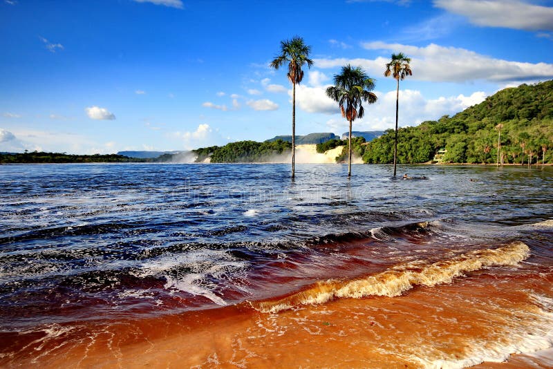 Canaima Lagoon, Venezuela stock photo. Image of stones - 22734242
