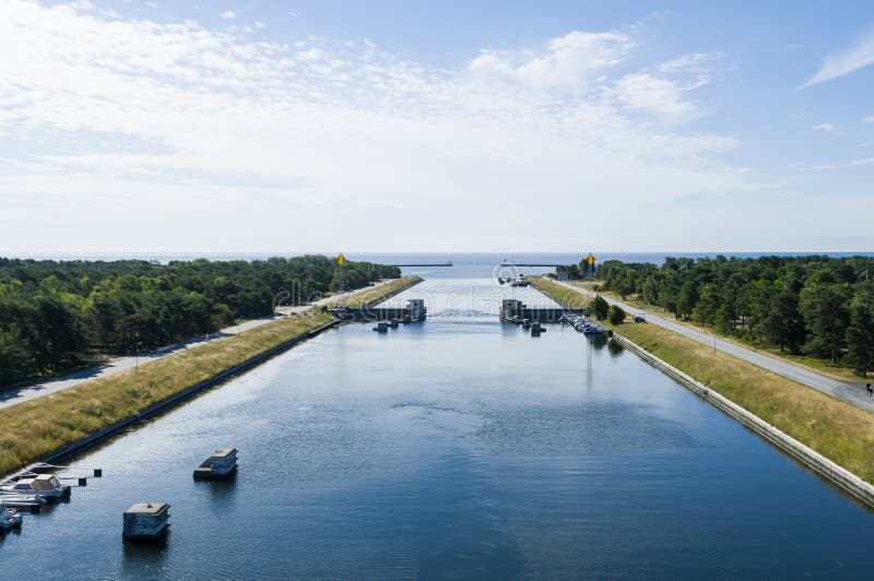 Fales En Dunas De Falsterbo Cerca De Hovbacken, Suecia Imagen de ...