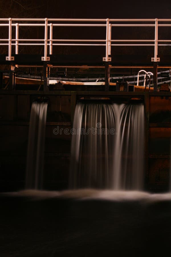 Canal water level locks stock image. Image of flow, gate - 3955499
