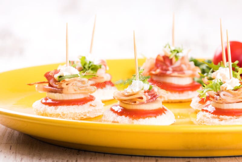 Canapes with bacon stock image. Image of baguette, cheese - 139828835