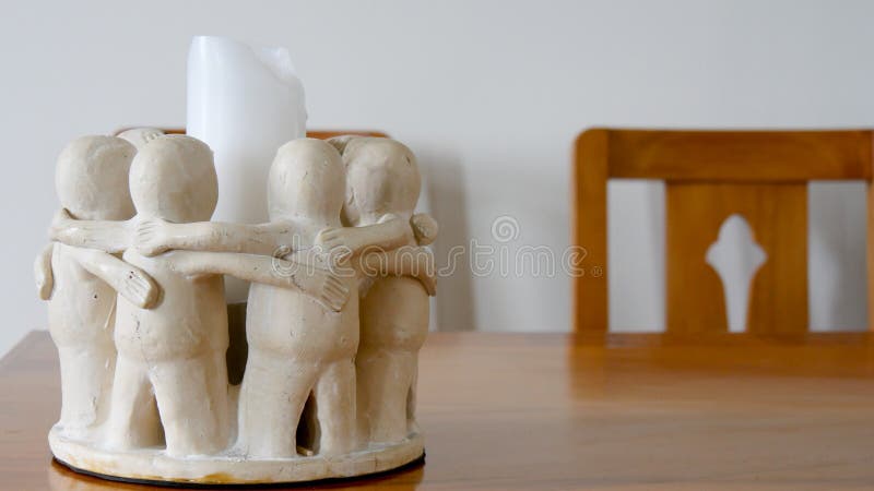 Candela per il funerale immagine stock. Immagine di sedi - 97637713