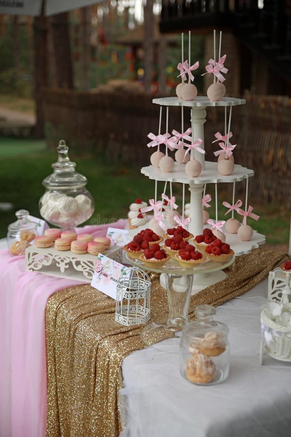 Candy Bar in the Restaurant Stock Image - Image of festive, cake: 183715371