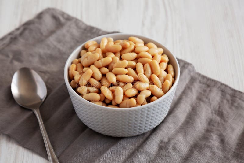 Canned White Cannellini Beans in a Bowl, Side View Stock Photo - Image ...