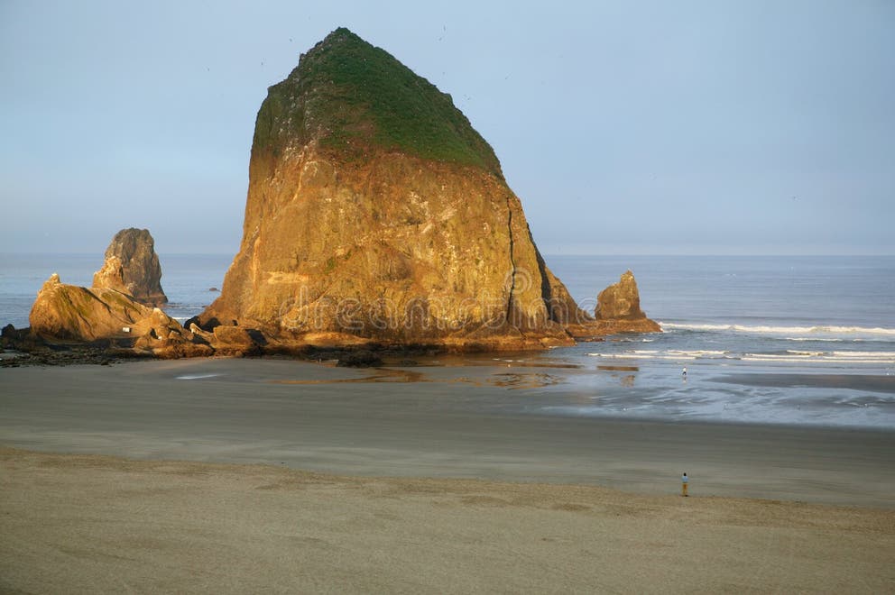 Cannon Beach, Haystack Rock, Oregon Stock Image - Image of tides, coast ...