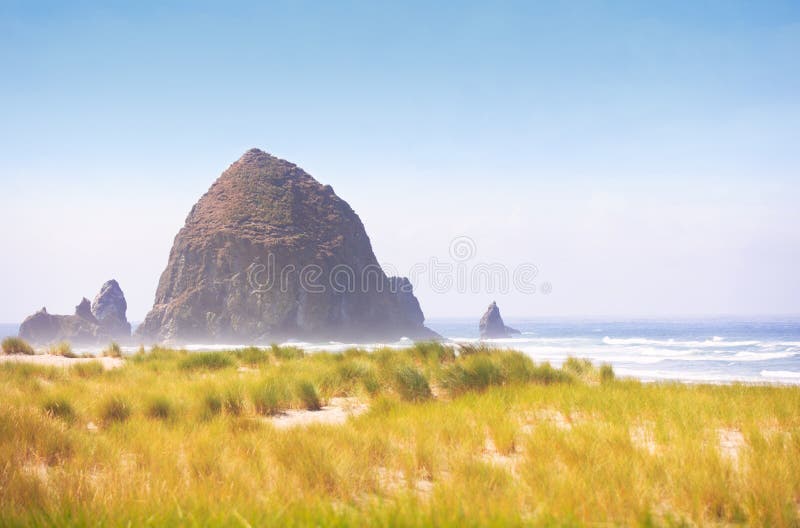 Haystack Rock at Cannon Beach, Oregon, US Stock Photo - Image of view ...