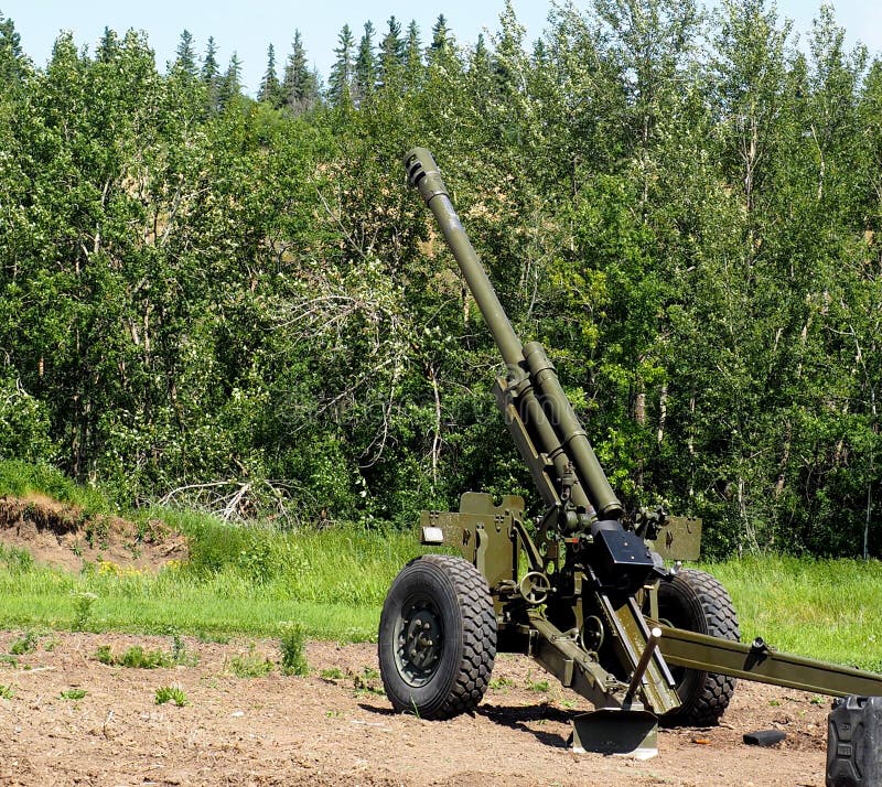 Cannon at Canada Day Celebration Editorial Photography - Image of smoke ...