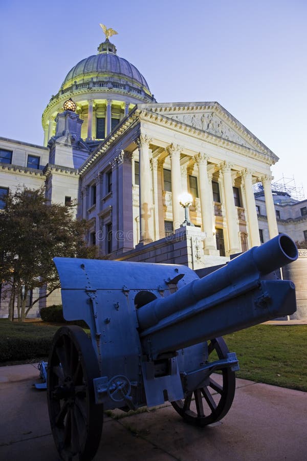 Cannon in Front of State Capitol Stock Image - Image of blue, travel ...