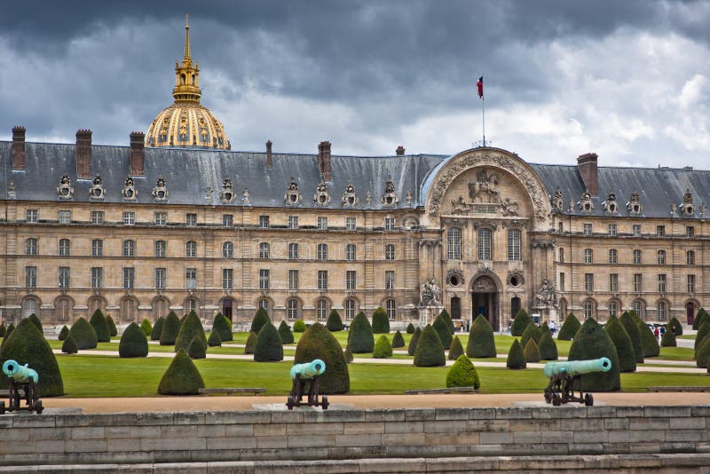 Cannon in Les Invalides Museum in Paris Stock Image - Image of barrel ...