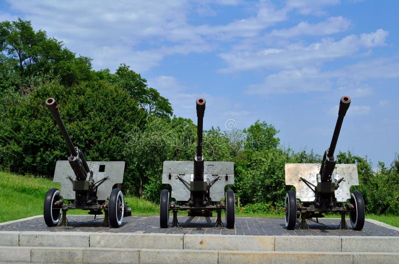 WWII cannon stock image. Image of caliber, petersburg - 10523687