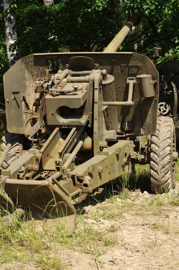 Cannon from World War II stock image. Image of reliability - 73737701