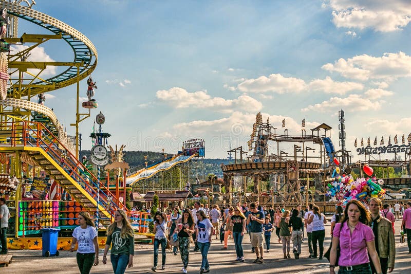 Cannstatter Wasen editorial stock image. Image of volksfest - 27222829