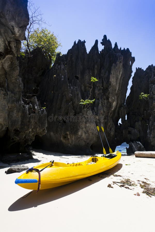 Canoe stock image. Image of tranquil, canoeing, rock - 26369969