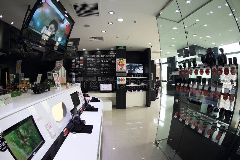Canon store in Hong Kong editorial stock photo. Image of shop - 105603478