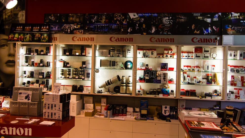 Canon store editorial image. Image of electronics, store - 44728770