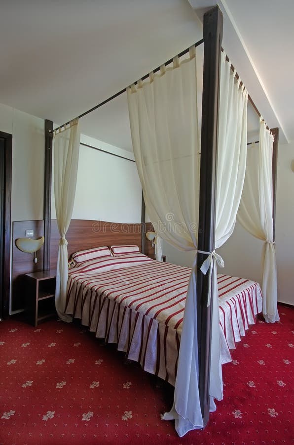 103 Medieval Style Bedroom Canopy Bed Stock Photos - Free & Royalty ...