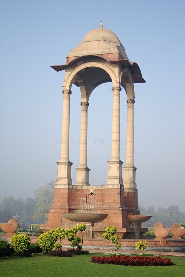 Canopy in Front of India Gate, New Delhi Stock Photo - Image of ...