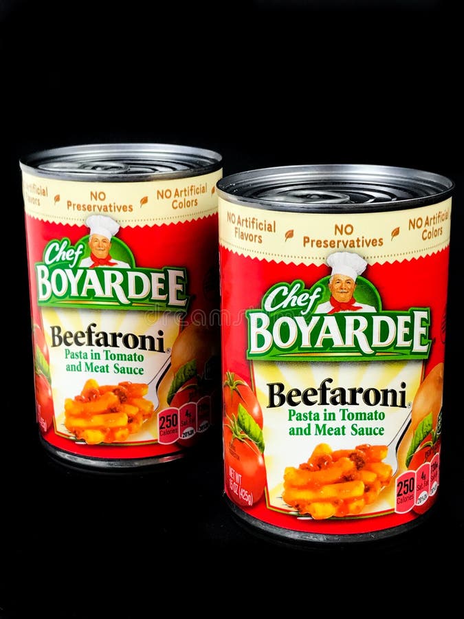 Chef Boyardee Pasta on a Retail Store Shelf Pasta Wheels Editorial ...