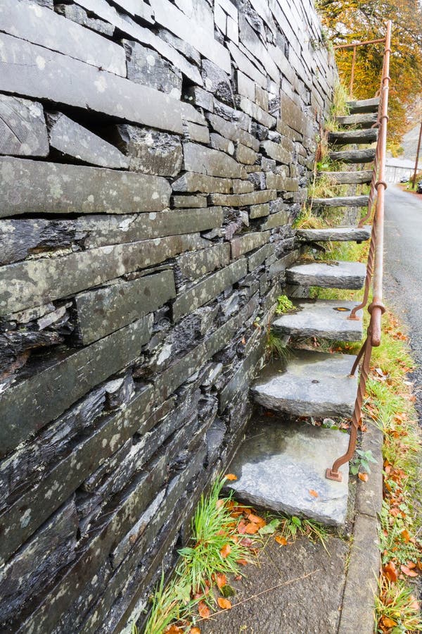 Cantilevered Steps, Slate in Wall Stock Image - Image of steps, welsh ...