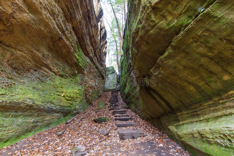 Cantwell Cliffs, Hocking Hills State Park, Ohio Stock Photo - Image of ...