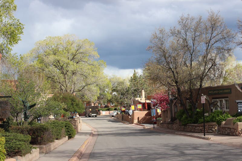 Canyon Road, Santa Fe editorial photography. Image of shrubs - 71439132