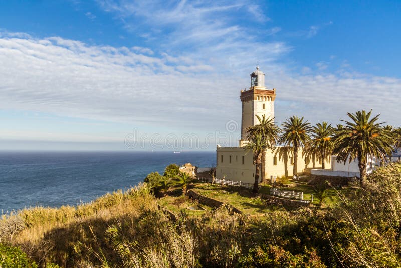 Phare De Spartel De Cap, Tanger, Maroc Photo stock - Image du phare ...