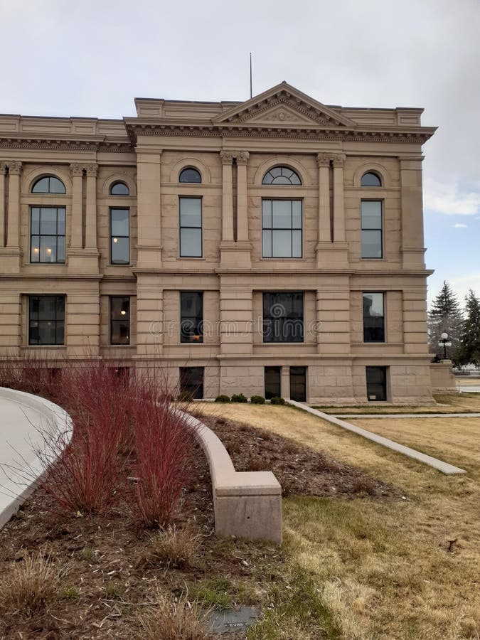 Capital Building Cheyenne, Wyoming Editorial Photo - Image of town ...
