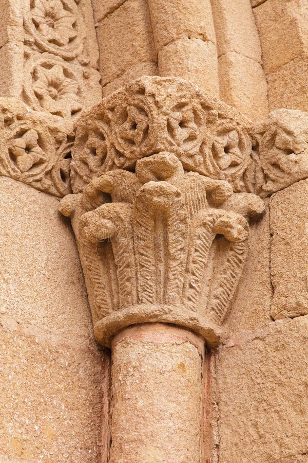 Capital of a column stock image. Image of detail, antique - 29508291