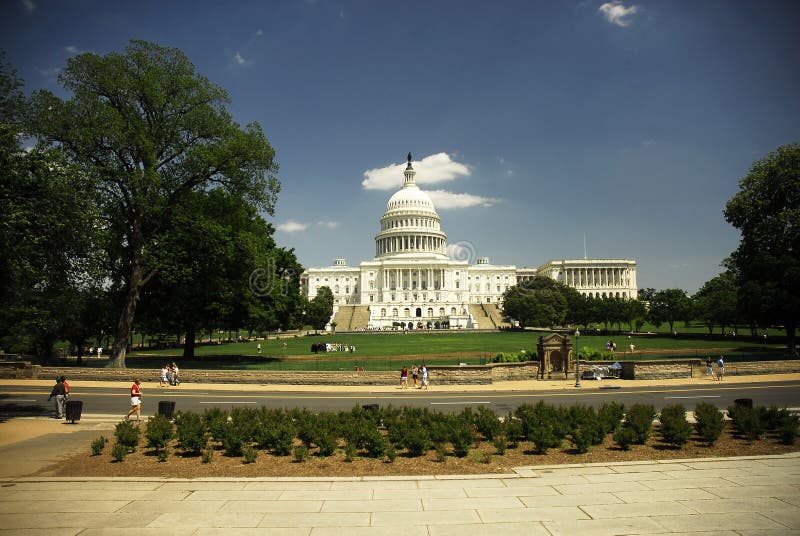 Fall Colors At Gapstow Bridge In Central Park. Stock Photo - Image of ...