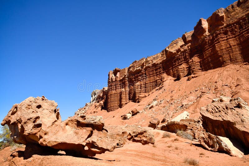 Red Rock Formations at Capital Reef National Park Stock Image - Image ...