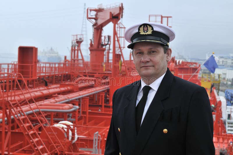 Capitano Della Nave Dell'oceano Immagine Stock - Immagine di ...