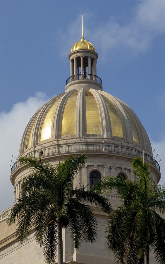 The Capitol Building in Havana and Its Adjacent Streets Editorial Image ...