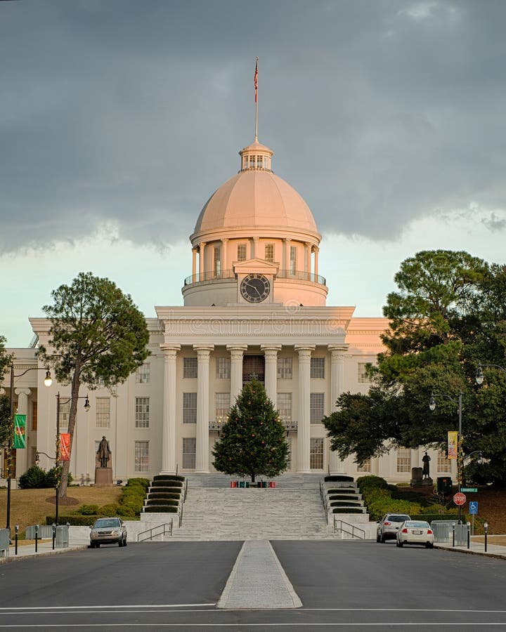 Montgomery, Alabama - Capitolio Del Estado Foto de archivo - Imagen de ...