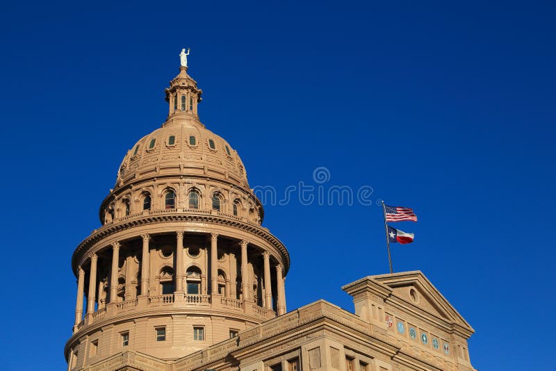 Palacio De Moneda Del La Y Bandera Chilena De Bicentenario - Santiago ...