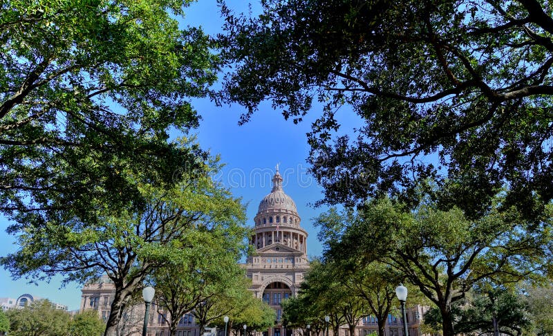 Capitolio Del Estado De Tejas Imagen de archivo - Imagen de parque ...