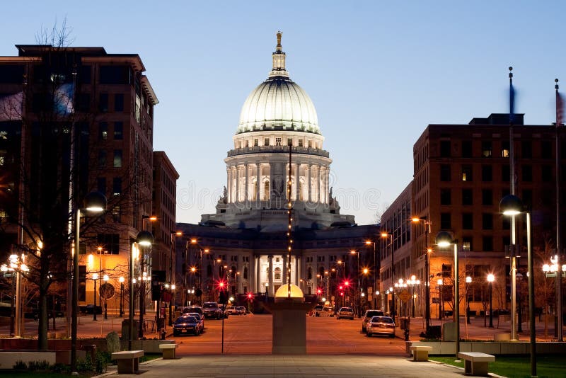 Madison, Wisconsin - Capitolio Del Estado Imagen de archivo - Imagen de ...